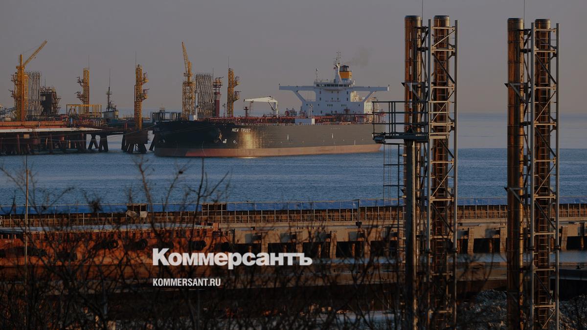 Росприроднадзор завершил отбор проб воды в месте разлива нефти в ...