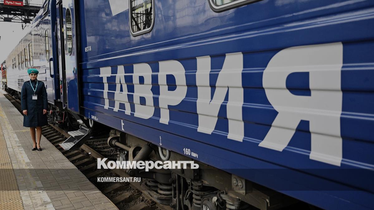 Семь поездов задержаны из-за остановки движения по Крымскому мосту